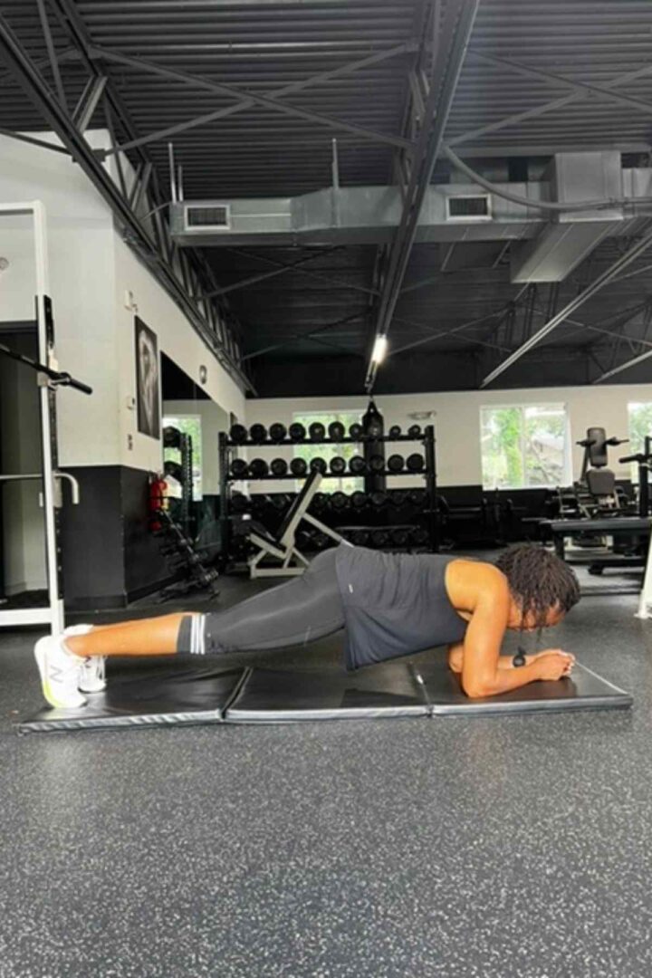 Planks vs crunches: When to do them • Views From Here