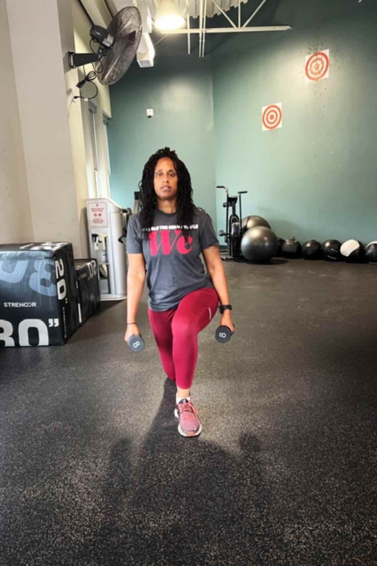 Are there benefits of doing lunges everyday? • Views From Here